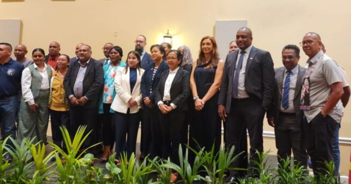 Suriname Nieuws | Voorpagina | Suriname Nieuws Centrale