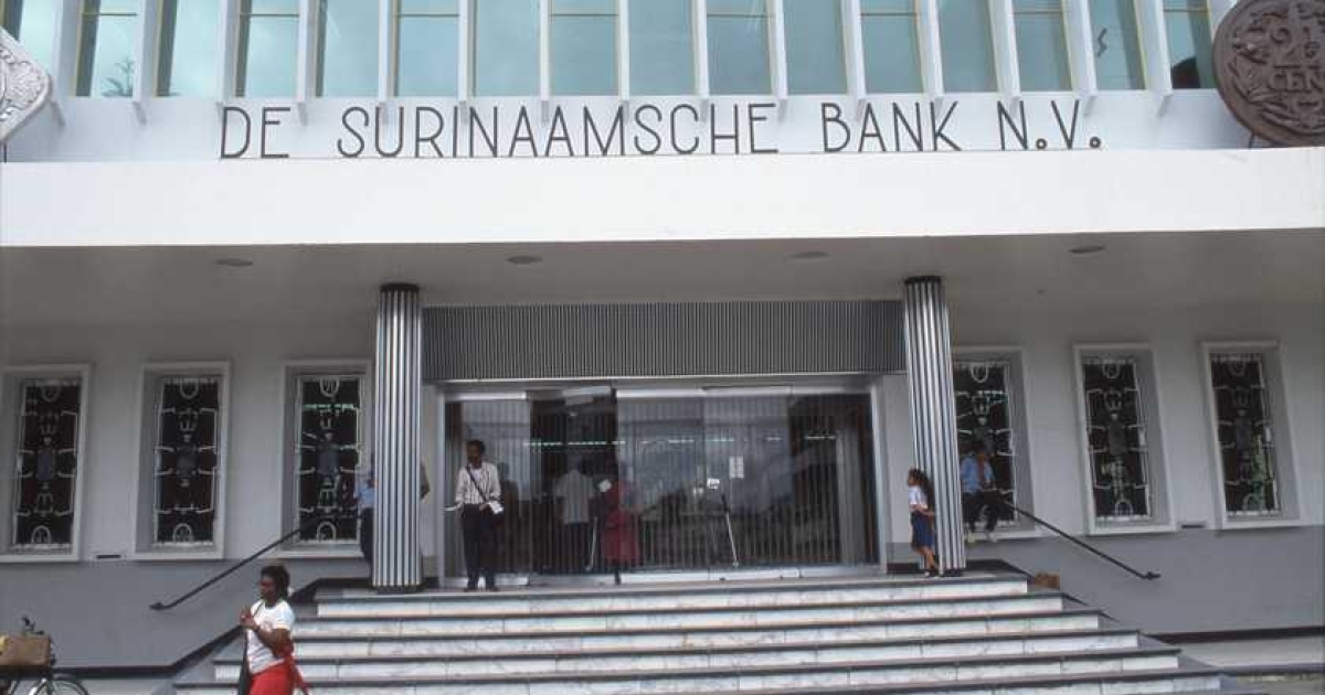Opnieuw Nederlander aan hoofd grootste bank Suriname | Suriname Nieuws ...